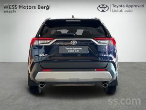 Zils Toyota RAV4 2022 Rīga, ar dzinēja tilpumu 2.00 L un nobraukumu 87 tūkst. km par 25990 €, foto 5 vietnē AUTOMOTO.COM.LV