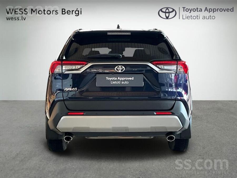 Zils Toyota RAV4 2022 Rīga, ar dzinēja tilpumu 2.00 L un nobraukumu 87 tūkst. km par 25990 €, foto 5 vietnē AUTOMOTO.COM.LV