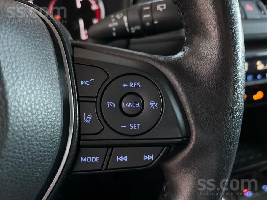 Zils Toyota RAV4 2022 Rīga, ar dzinēja tilpumu 2.00 L un nobraukumu 87 tūkst. km par 25990 €, foto 17 vietnē AUTOMOTO.COM.LV