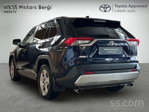 Zils Toyota RAV4 2022 Rīga, ar dzinēja tilpumu 2.00 L un nobraukumu 87 tūkst. km par 25990 €, foto 22 vietnē AUTOMOTO.COM.LV