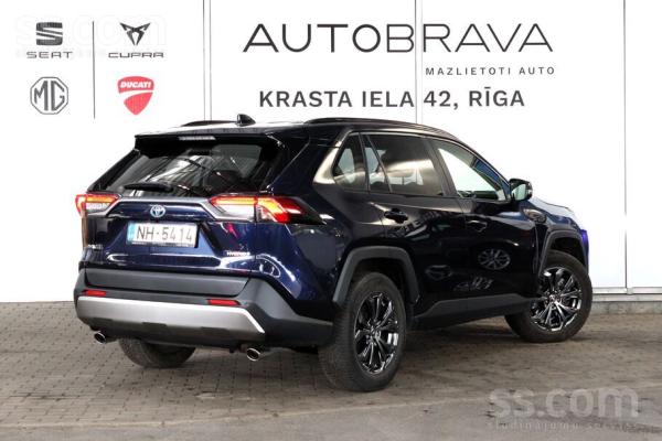 Синий Тойота РАВ 4 2022 в Рига, объемом двигателя 2.50 л и пробегом 46 тыс. км за 31490 €, фото 8 на AUTOMOTO.COM.LV