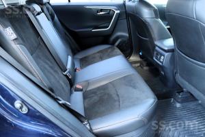 Zils Toyota RAV4 2022 Rīga, ar dzinēja tilpumu 2.50 L un nobraukumu 46 tūkst. km par 31490 €, foto 28 vietnē AUTOMOTO.COM.LV