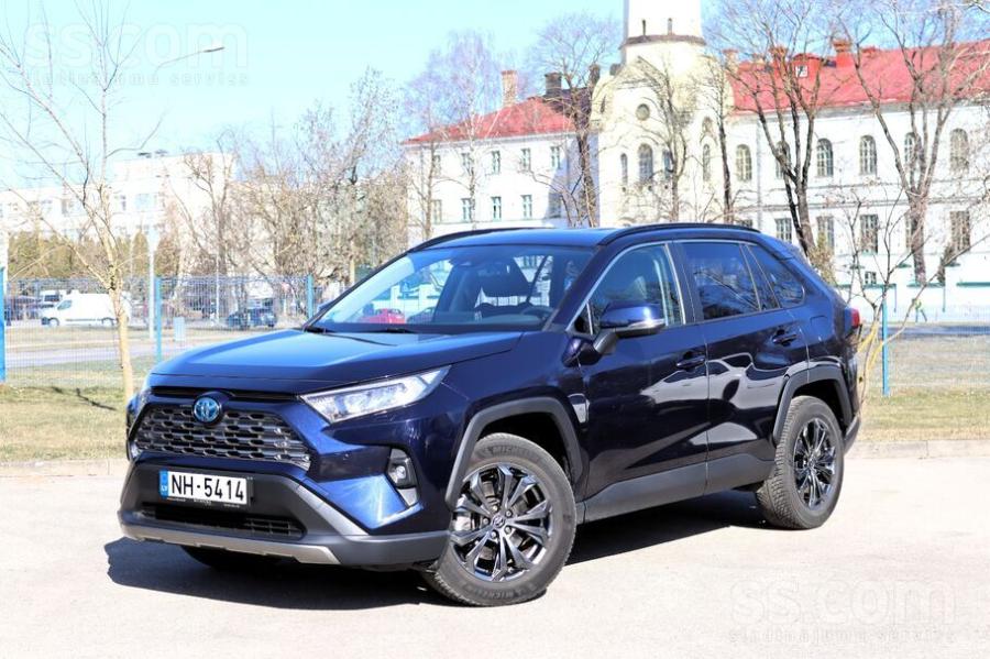 Zils Toyota RAV4 2022 Rīga, ar dzinēja tilpumu 2.50 L un nobraukumu 46 tūkst. km par 31490 €, foto 32 vietnē AUTOMOTO.COM.LV
