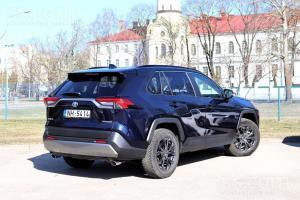 Zils Toyota RAV4 2022 Rīga, ar dzinēja tilpumu 2.50 L un nobraukumu 46 tūkst. km par 31490 €, foto 33 vietnē AUTOMOTO.COM.LV