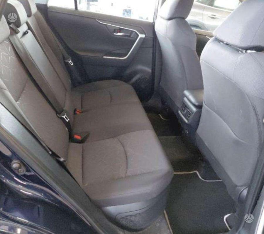 Zils Toyota RAV4 2022 Viļņa, ar dzinēja tilpumu 2.49 L un nobraukumu 148 tūkst. km par 24490 €, foto 7 vietnē AUTOMOTO.COM.LV