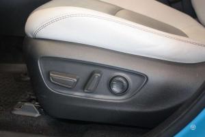 Zils Toyota RAV4 2022 Kauņa, ar dzinēja tilpumu 2.49 L un nobraukumu 100 tūkst. km par 30900 €, foto 23 vietnē AUTOMOTO.COM.LV