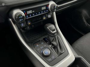Синий Тойота РАВ 4 2022 в Вильнюс, объемом двигателя 1.99 л и пробегом 132 тыс. км за 23900 €, фото 25 на AUTOMOTO.COM.LV