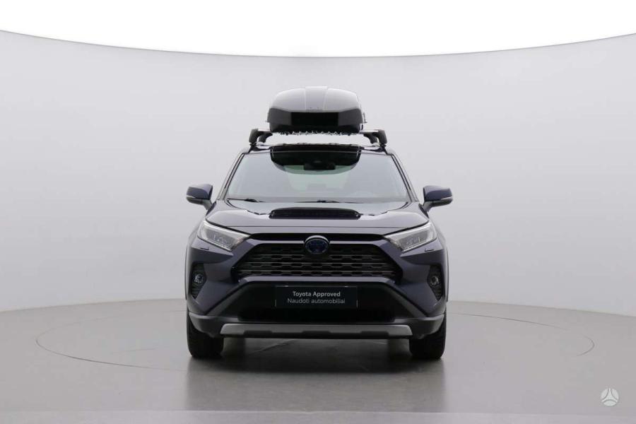 Blue Toyota RAV4 2022 in Vilnius, with an engine capacity of 2.49 L and mileage of 169 thousand km for 29990 €, photo 7 on AUTOMOTO.COM.LV