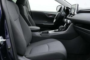 Blue Toyota RAV4 2022 in Vilnius, with an engine capacity of 2.49 L and mileage of 169 thousand km for 29990 €, photo 10 on AUTOMOTO.COM.LV