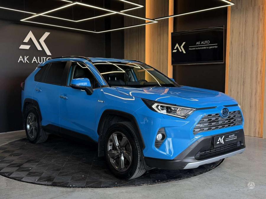 Zils Toyota RAV4 2022 Kauņa, ar dzinēja tilpumu 2.49 L un nobraukumu 106 tūkst. km par 30990 €, foto 3 vietnē AUTOMOTO.COM.LV