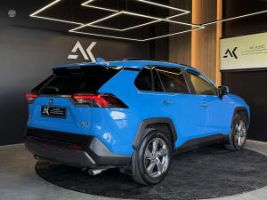 Zils Toyota RAV4 2022 Kauņa, ar dzinēja tilpumu 2.49 L un nobraukumu 106 tūkst. km par 30990 €, foto 13 vietnē AUTOMOTO.COM.LV