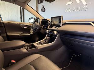 Zils Toyota RAV4 2022 Kauņa, ar dzinēja tilpumu 2.49 L un nobraukumu 106 tūkst. km par 30990 €, foto 19 vietnē AUTOMOTO.COM.LV