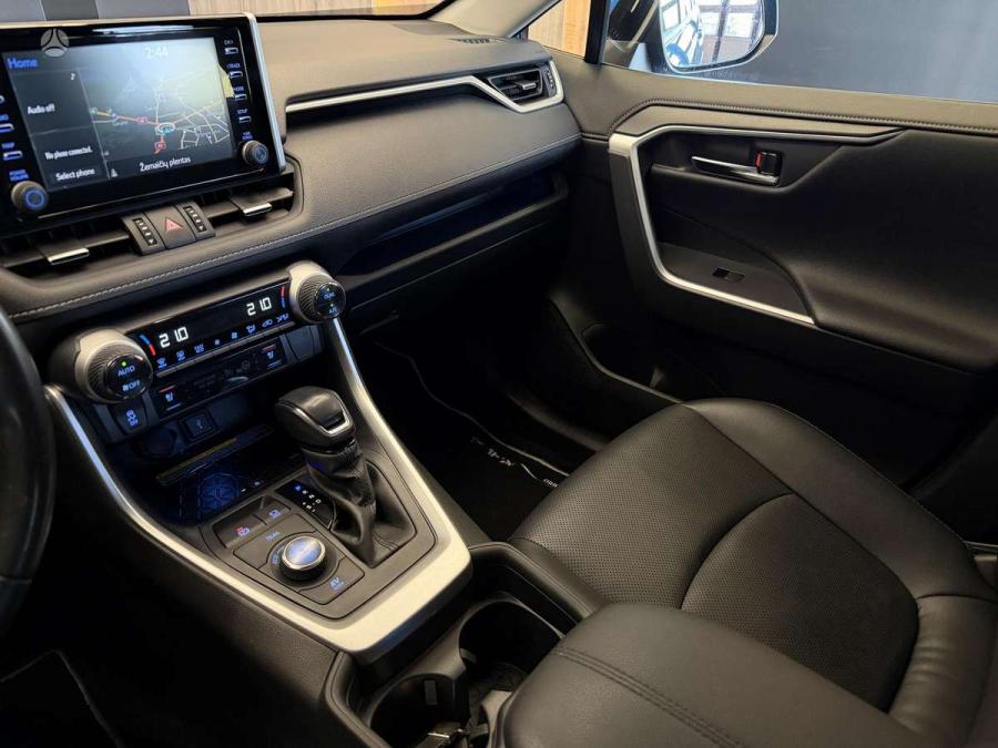 Zils Toyota RAV4 2022 Kauņa, ar dzinēja tilpumu 2.49 L un nobraukumu 106 tūkst. km par 30990 €, foto 20 vietnē AUTOMOTO.COM.LV