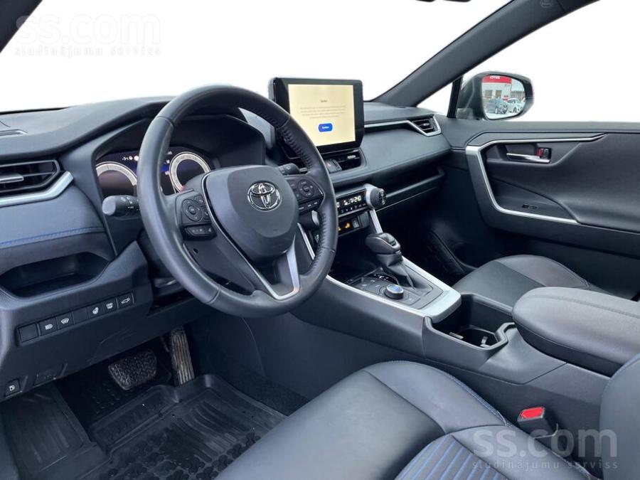 Zils Toyota RAV4 2023 Rīga, ar dzinēja tilpumu 2.50 L un nobraukumu 44 tūkst. km par 36990 €, foto 11 vietnē AUTOMOTO.COM.LV
