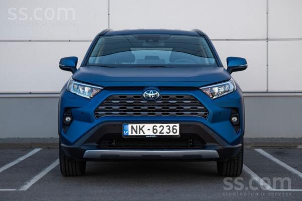 Zils Toyota RAV4 2023 Rīga, ar dzinēja tilpumu 2.50 L un nobraukumu 36 tūkst. km par 33500 €, foto 2 vietnē AUTOMOTO.COM.LV