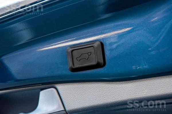 Zils Toyota RAV4 2023 Rīga, ar dzinēja tilpumu 2.50 L un nobraukumu 36 tūkst. km par 33500 €, foto 9 vietnē AUTOMOTO.COM.LV