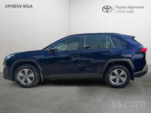 Zils Toyota RAV4 2023 Rīga, ar dzinēja tilpumu 2.00 L un nobraukumu 51 tūkst. km par 28900 €, foto 4 vietnē AUTOMOTO.COM.LV