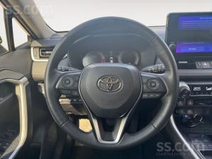 Zils Toyota RAV4 2023 Rīga, ar dzinēja tilpumu 2.00 L un nobraukumu 51 tūkst. km par 28900 €, foto 10 vietnē AUTOMOTO.COM.LV