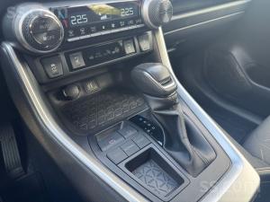 Zils Toyota RAV4 2023 Rīga, ar dzinēja tilpumu 2.00 L un nobraukumu 51 tūkst. km par 28900 €, foto 17 vietnē AUTOMOTO.COM.LV