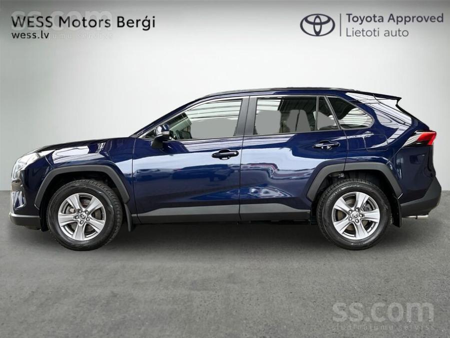 Zils Toyota RAV4 2023 Rīga, ar dzinēja tilpumu 2.00 L un nobraukumu 25 tūkst. km par 30990 €, foto 4 vietnē AUTOMOTO.COM.LV