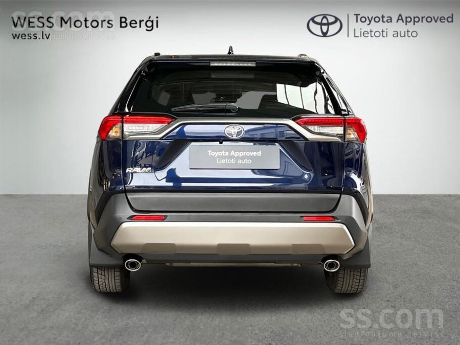 Zils Toyota RAV4 2023 Rīga, ar dzinēja tilpumu 2.00 L un nobraukumu 25 tūkst. km par 30990 €, foto 5 vietnē AUTOMOTO.COM.LV