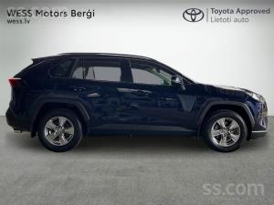 Zils Toyota RAV4 2023 Rīga, ar dzinēja tilpumu 2.00 L un nobraukumu 25 tūkst. km par 30990 €, foto 23 vietnē AUTOMOTO.COM.LV