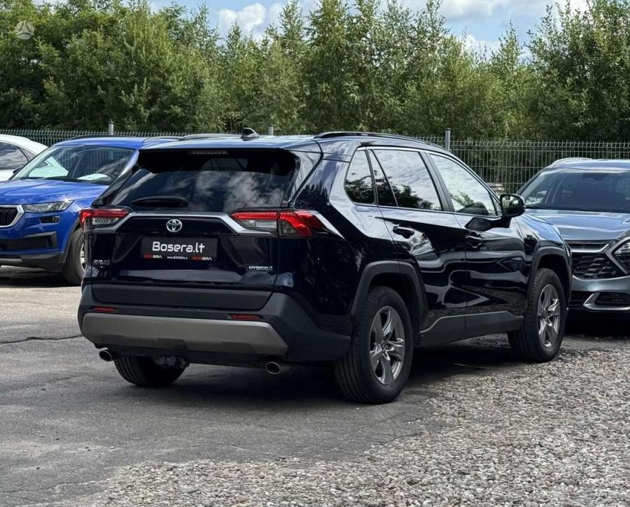 Zils Toyota RAV4 2023 Viļņa, ar dzinēja tilpumu 2.49 L un nobraukumu 177 tūkst. km par 25990 €, foto 6 vietnē AUTOMOTO.COM.LV