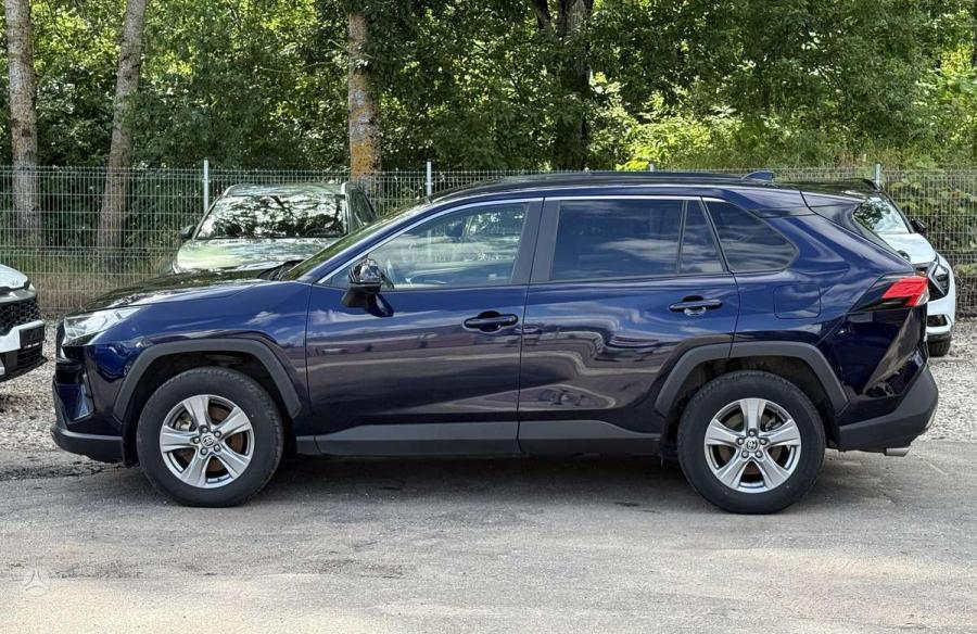 Zils Toyota RAV4 2023 Viļņa, ar dzinēja tilpumu 2.49 L un nobraukumu 177 tūkst. km par 25990 €, foto 9 vietnē AUTOMOTO.COM.LV