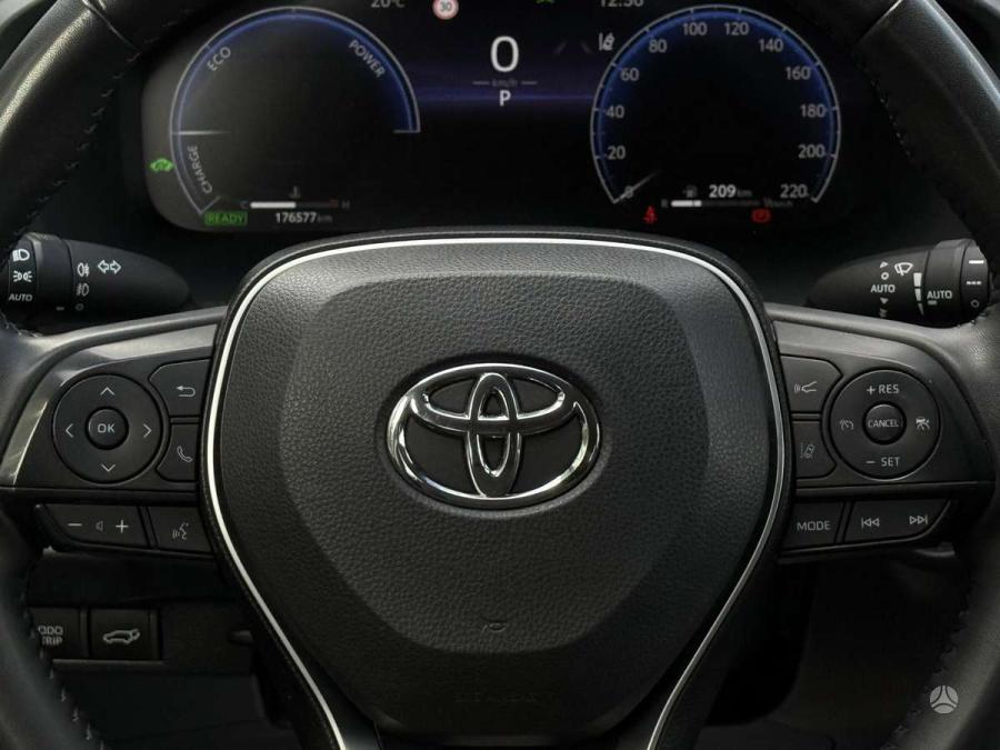 Zils Toyota RAV4 2023 Viļņa, ar dzinēja tilpumu 2.49 L un nobraukumu 177 tūkst. km par 25990 €, foto 24 vietnē AUTOMOTO.COM.LV