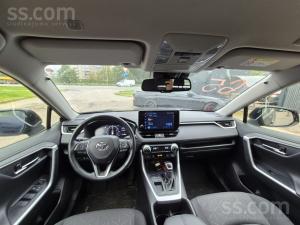 Zils Toyota RAV4 2023 Rīga, ar dzinēja tilpumu 2.00 L un nobraukumu 52 tūkst. km par 30990 €, foto 12 vietnē AUTOMOTO.COM.LV