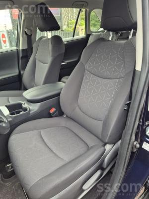 Zils Toyota RAV4 2023 Rīga, ar dzinēja tilpumu 2.00 L un nobraukumu 52 tūkst. km par 30990 €, foto 14 vietnē AUTOMOTO.COM.LV