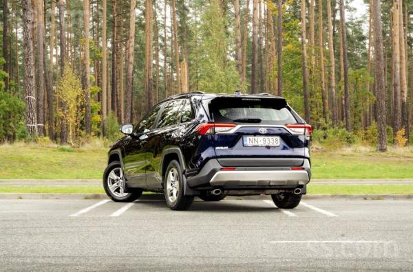 Zils Toyota RAV4 2023 Rīga, ar dzinēja tilpumu 2.00 L un nobraukumu 52 tūkst. km par 30990 €, foto 9 vietnē AUTOMOTO.COM.LV