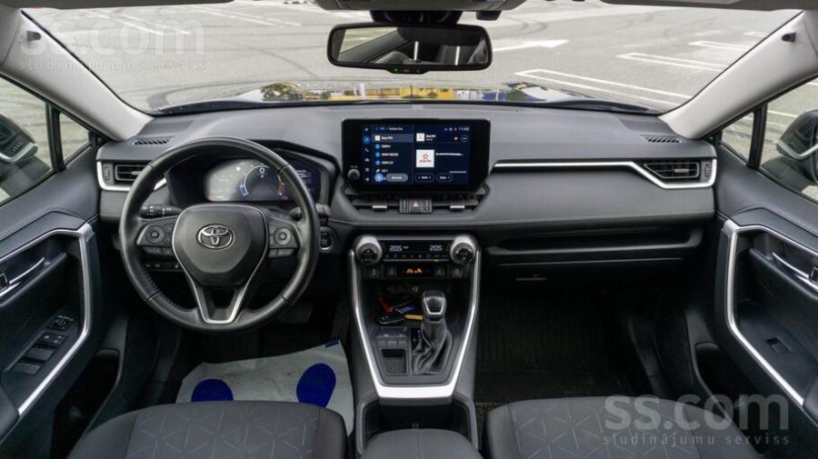 Zils Toyota RAV4 2023 Rīga, ar dzinēja tilpumu 2.00 L un nobraukumu 52 tūkst. km par 30990 €, foto 13 vietnē AUTOMOTO.COM.LV
