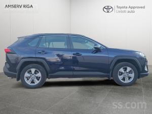 Zils Toyota RAV4 2024 Rīga, ar dzinēja tilpumu 2.20 L un nobraukumu 25 tūkst. km par 34900 €, foto 9 vietnē AUTOMOTO.COM.LV