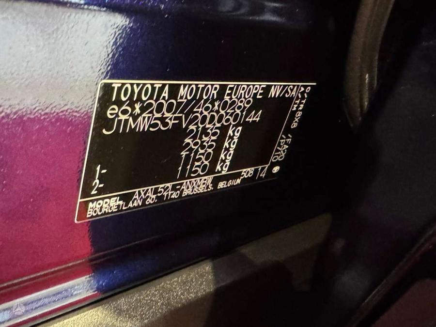 Blue Toyota RAV4 2024 in Siauliai, with an engine capacity of 2.49 L and mileage of 28 thousand km for 34500 €, photo 30 on AUTOMOTO.COM.LV