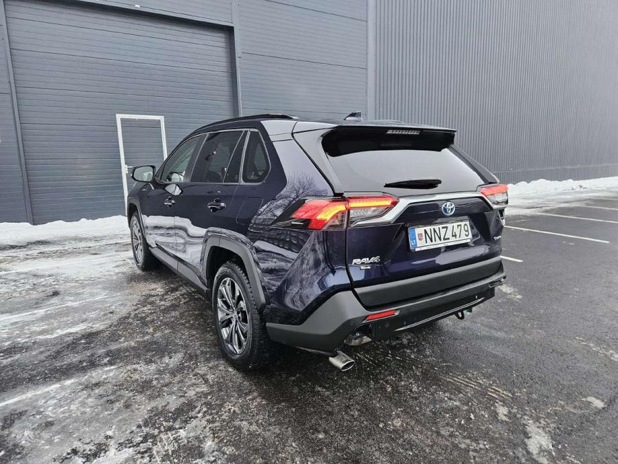 Blue Toyota RAV4 2025 in Kaunas, with an engine capacity of 2.49 L and mileage of 2 thousand km for 27500 €, photo 6 on AUTOMOTO.COM.LV