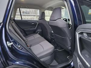 Blue Toyota RAV4 2025 in Kaunas, with an engine capacity of 2.49 L and mileage of 2 thousand km for 27500 €, photo 25 on AUTOMOTO.COM.LV