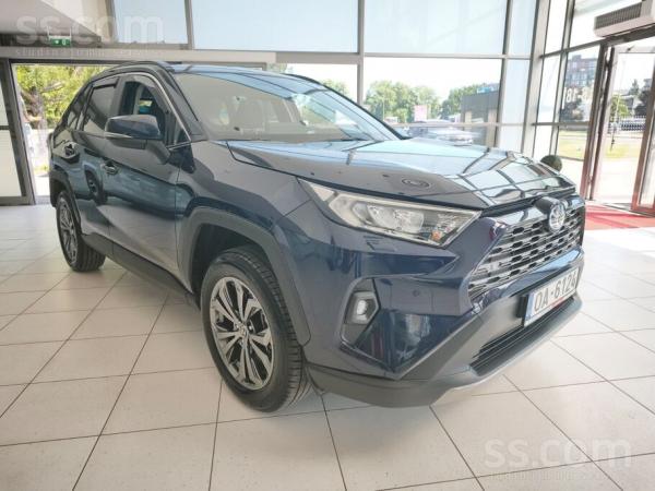 Синий Тойота РАВ 4 2025 в Рига, объемом двигателя 2.50 л и пробегом 36 тыс. км за 34900 €, фото 2 на AUTOMOTO.COM.LV