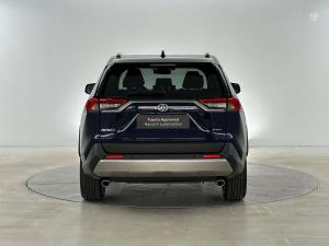 Zils Toyota RAV4 2025 Viļņa, ar dzinēja tilpumu 2.49 L un nobraukumu 21 tūkst. km par 44900 €, foto 5 vietnē AUTOMOTO.COM.LV
