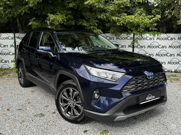 Zils Toyota RAV4 2025 Viļņa, ar dzinēja tilpumu 2.49 L un nobraukumu 41 tūkst. km par 35000 €, foto 3 vietnē AUTOMOTO.COM.LV