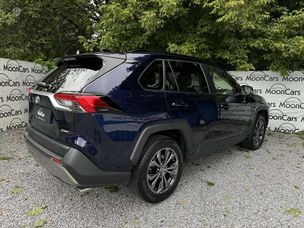 Zils Toyota RAV4 2025 Viļņa, ar dzinēja tilpumu 2.49 L un nobraukumu 41 tūkst. km par 35000 €, foto 7 vietnē AUTOMOTO.COM.LV