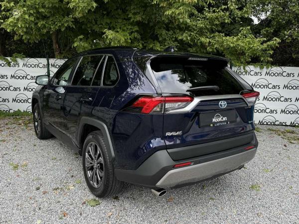 Zils Toyota RAV4 2025 Viļņa, ar dzinēja tilpumu 2.49 L un nobraukumu 41 tūkst. km par 35000 €, foto 8 vietnē AUTOMOTO.COM.LV