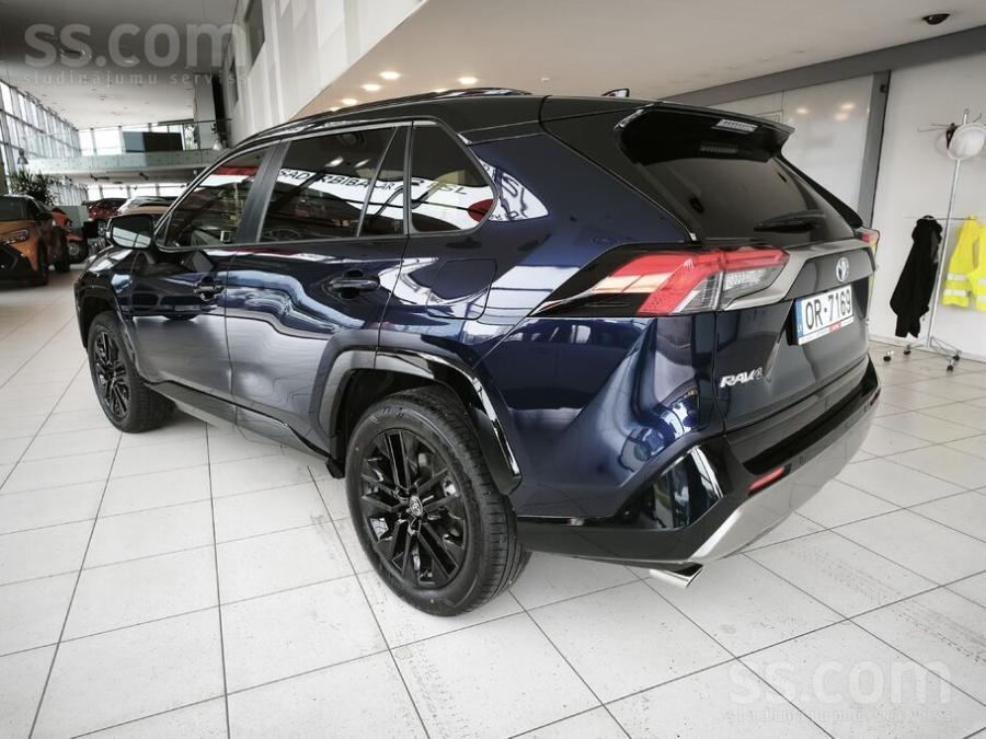 Zils Toyota RAV4 2025 Rīga, ar dzinēja tilpumu 2.50 L un nobraukumu 24 tūkst. km par 39990 €, foto 3 vietnē AUTOMOTO.COM.LV