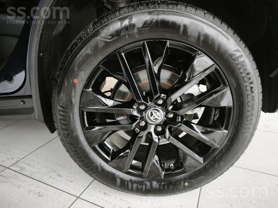 Zils Toyota RAV4 2025 Rīga, ar dzinēja tilpumu 2.50 L un nobraukumu 24 tūkst. km par 39990 €, foto 10 vietnē AUTOMOTO.COM.LV