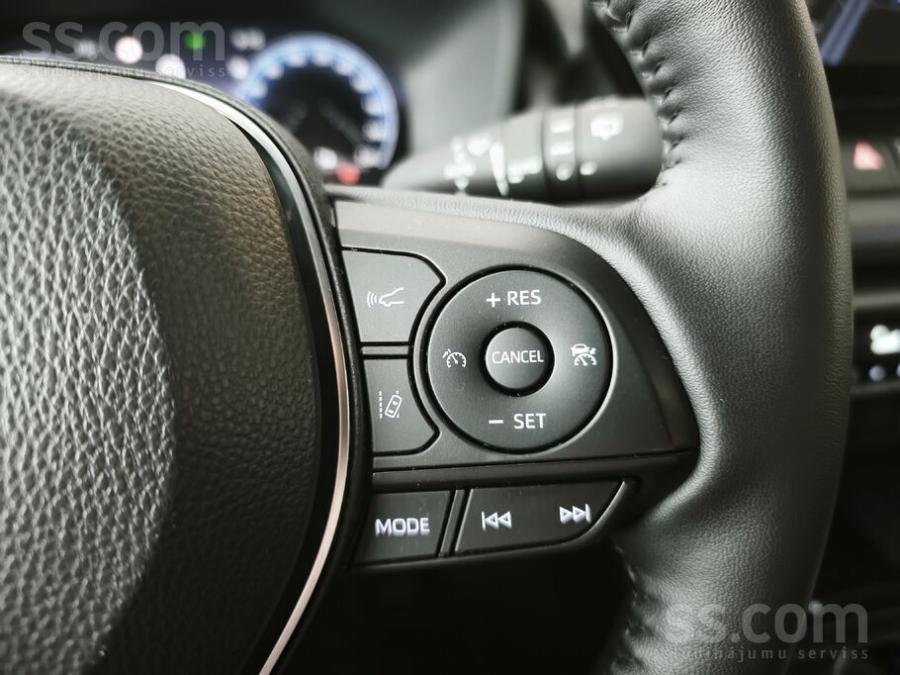 Zils Toyota RAV4 2025 Rīga, ar dzinēja tilpumu 2.50 L un nobraukumu 24 tūkst. km par 39990 €, foto 22 vietnē AUTOMOTO.COM.LV