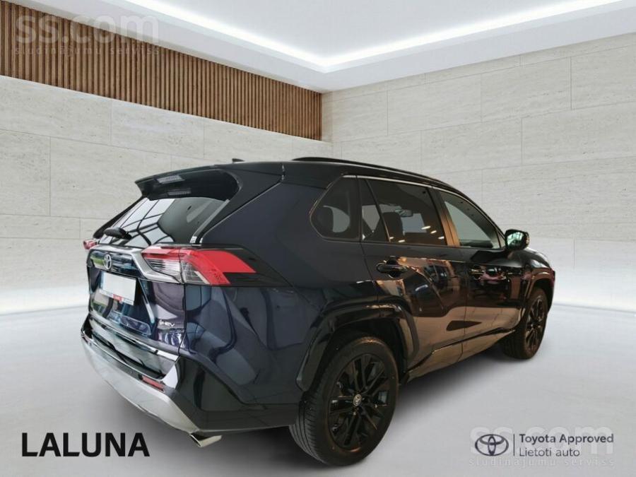 Blue Toyota RAV4 2025 in Jekabpils, with an engine capacity of 2.50 L and mileage of 24 thousand km for 37900 €, photo 3 on AUTOMOTO.COM.LV