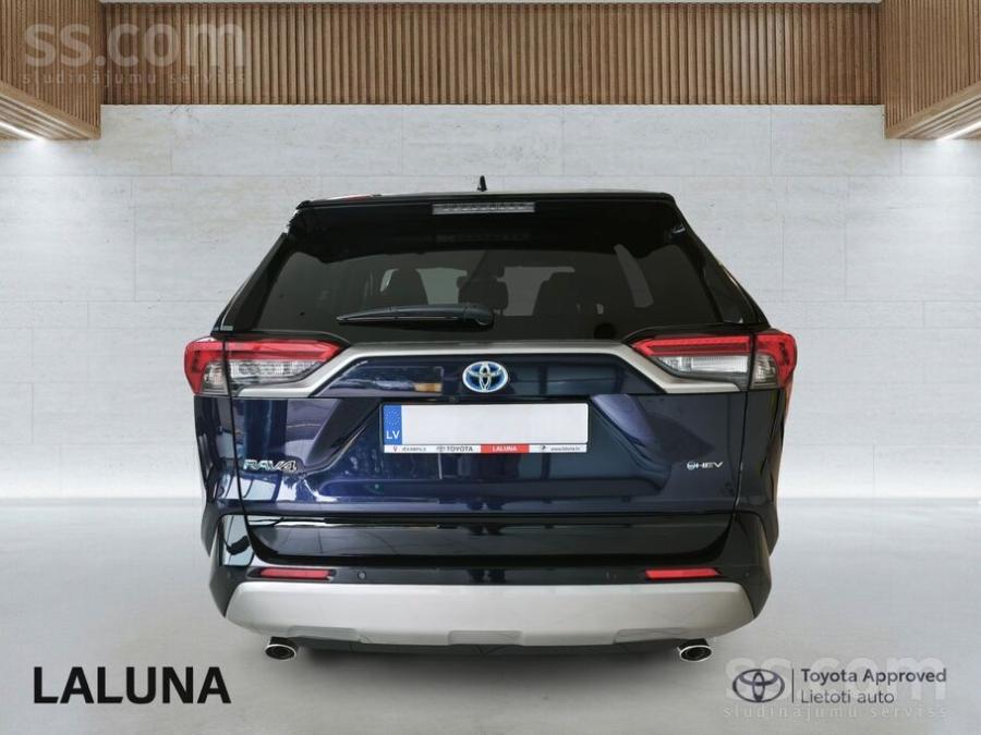 Blue Toyota RAV4 2025 in Jekabpils, with an engine capacity of 2.50 L and mileage of 24 thousand km for 37900 €, photo 4 on AUTOMOTO.COM.LV
