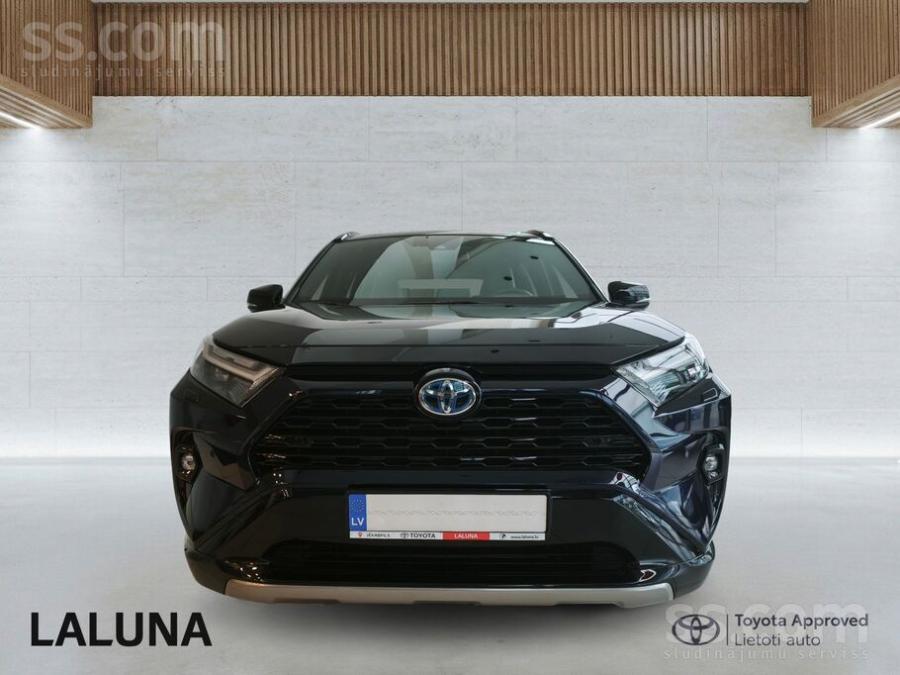 Blue Toyota RAV4 2025 in Jekabpils, with an engine capacity of 2.50 L and mileage of 24 thousand km for 37900 €, photo 5 on AUTOMOTO.COM.LV