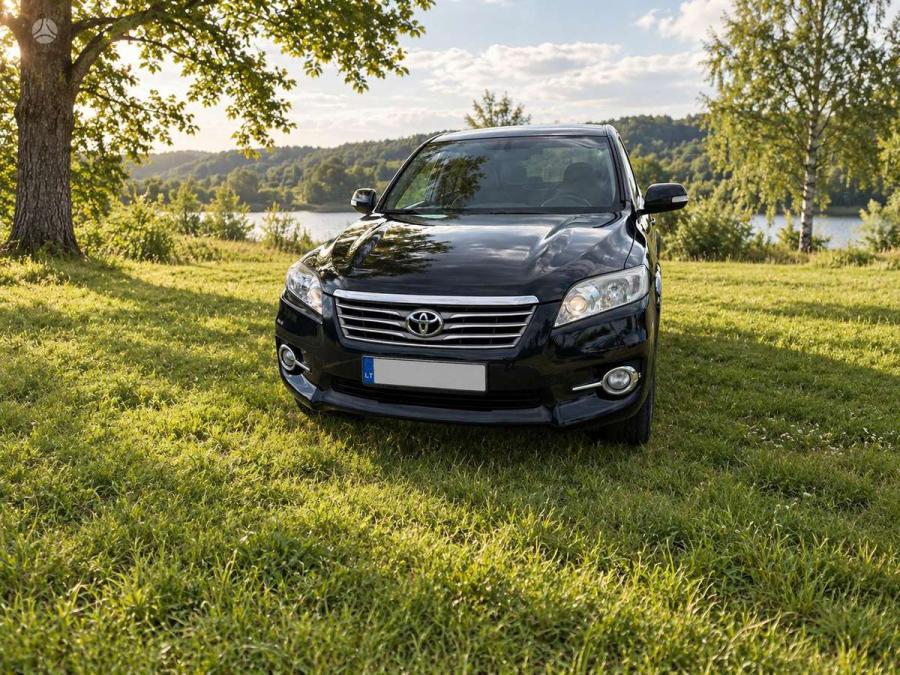 Zils Toyota RAV4 2012 Viļņa, ar dzinēja tilpumu 0.00 L un nobraukumu 399 tūkst. km par 4400 €, foto 4 vietnē AUTOMOTO.COM.LV