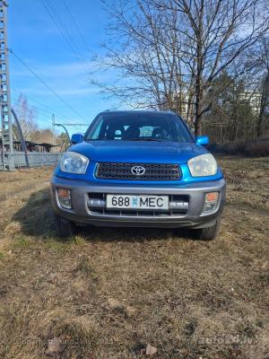 Blue Toyota RAV4 2004 in Tallinn, with an engine capacity of 1.80 L and mileage of 167 thousand km for 2300 €, photo 2 on AUTOMOTO.COM.LV